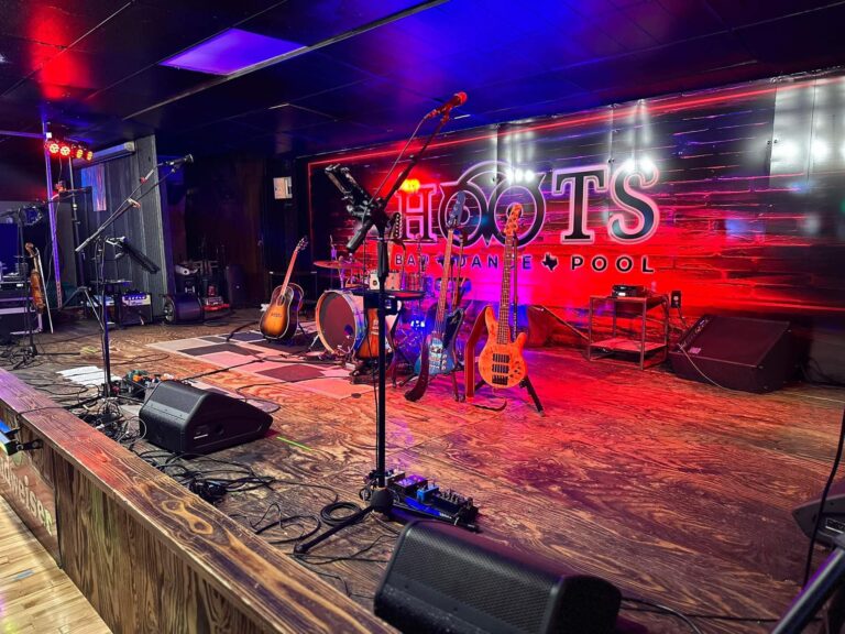 Hoots Hall – Hoots Hall